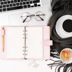 Aprenda a montar o seu próprio planner para se organizar o ano todo ...